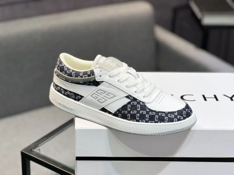 Top mirror Givenchy Shoes