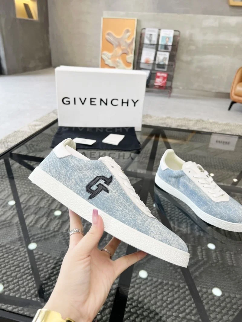 Precise copy Givenchy Shoes