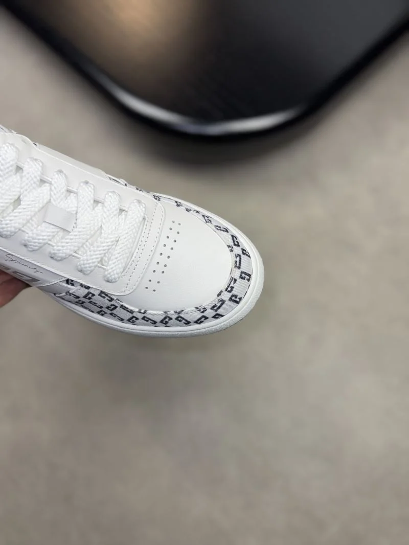 Factory-made Givenchy Shoes