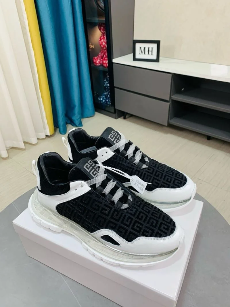 Top mirror Givenchy Shoes