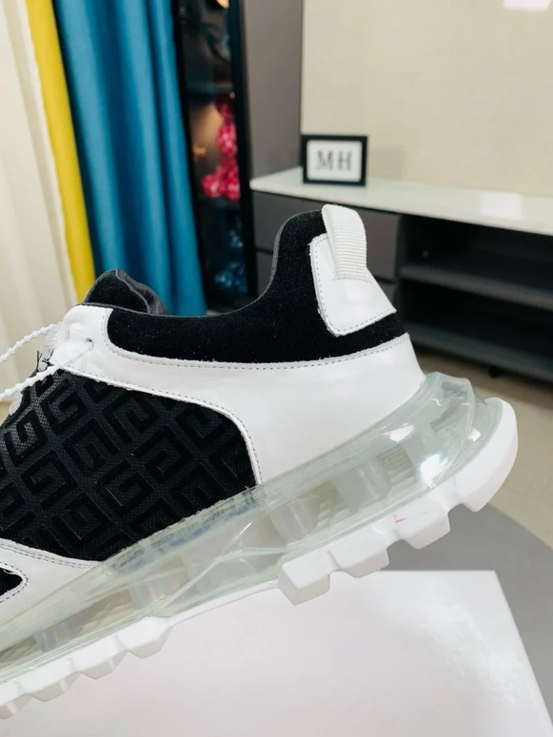 Top mirror Givenchy Shoes
