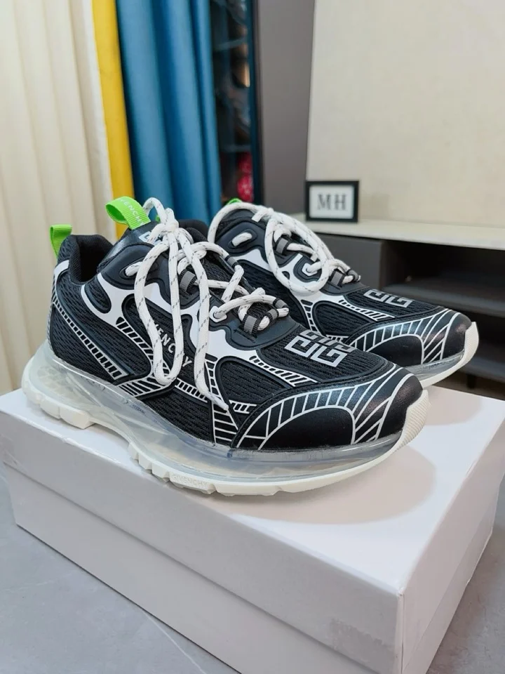 Precise copy Givenchy Shoes
