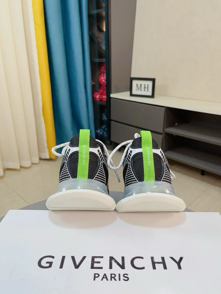 Precise copy Givenchy Shoes