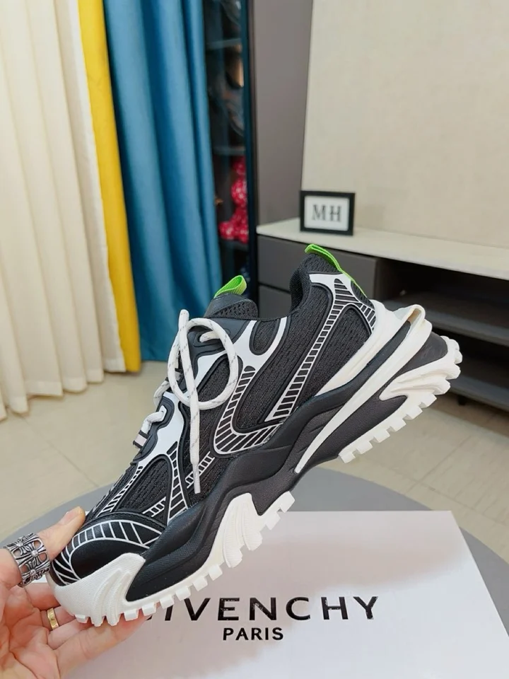 Precise copy Givenchy Shoes