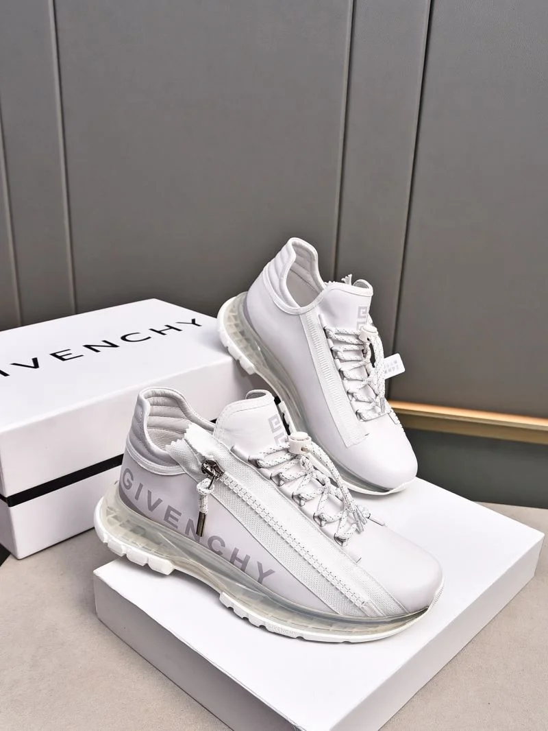 Top mirror Givenchy Shoes