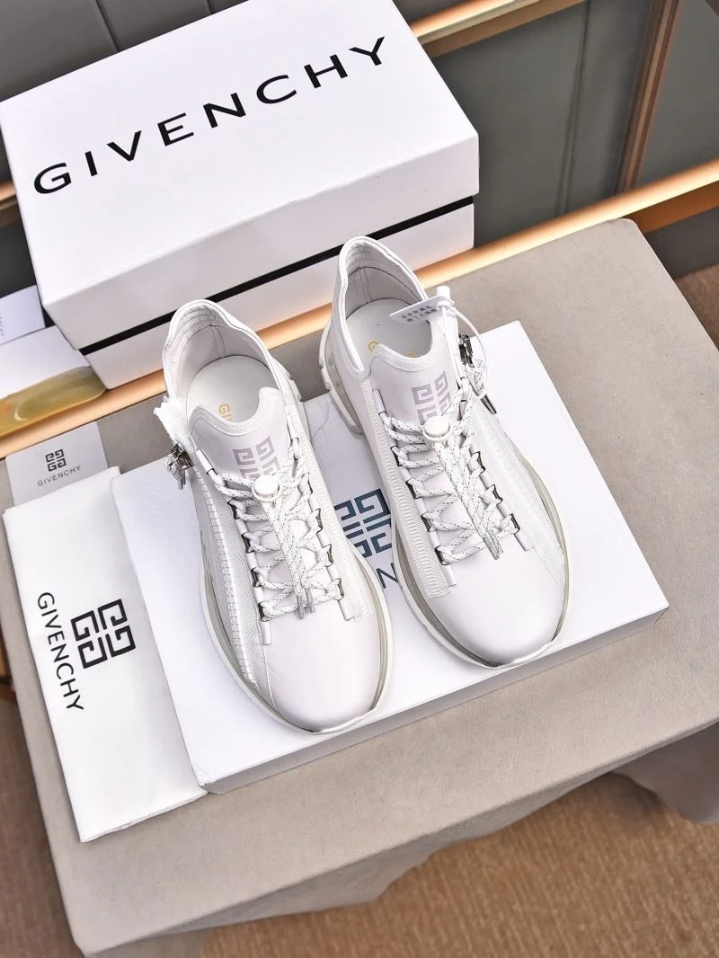 Top mirror Givenchy Shoes
