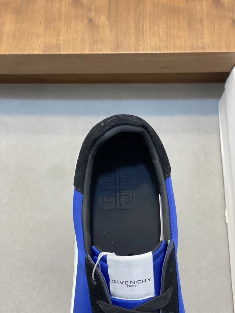 Bargain Givenchy Shoes