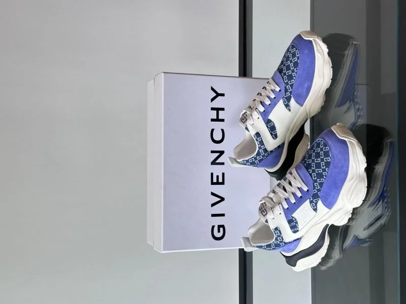 Top match Givenchy Shoes