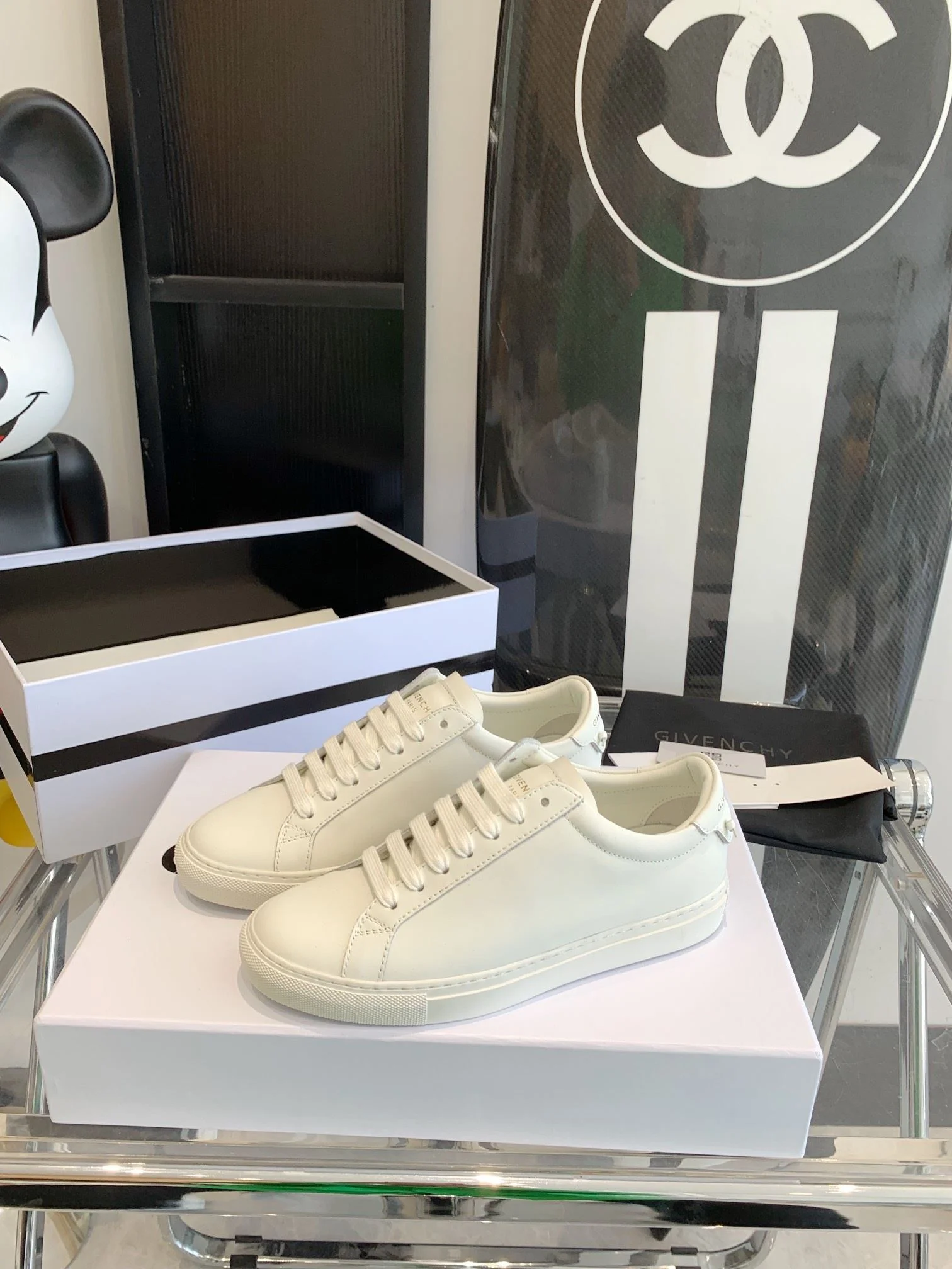 Low-cost Givenchy Shoes