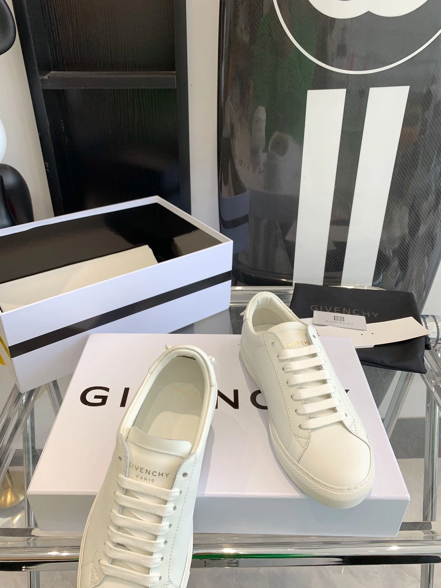 Low-cost Givenchy Shoes