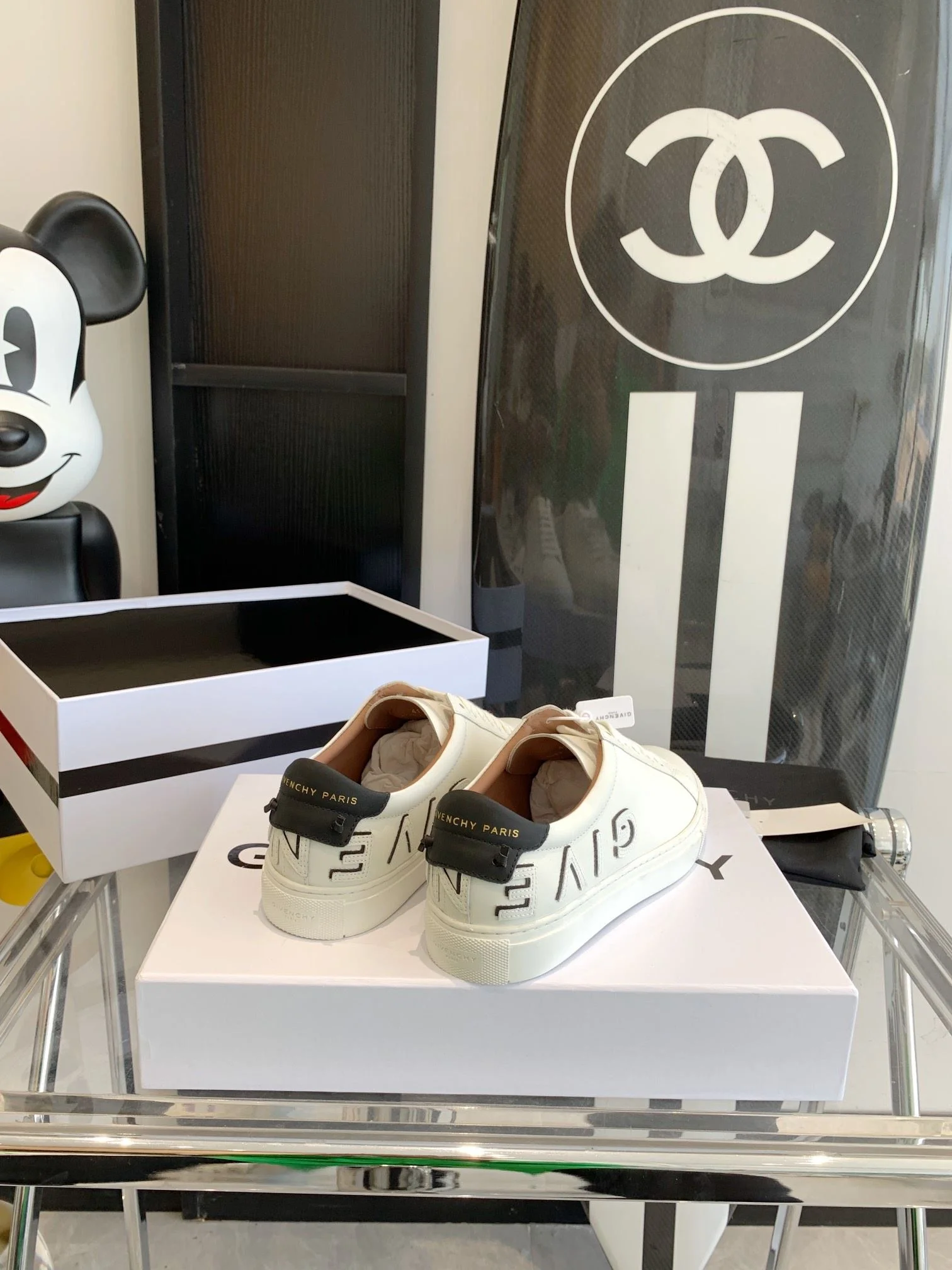 High accuracy Givenchy Shoes