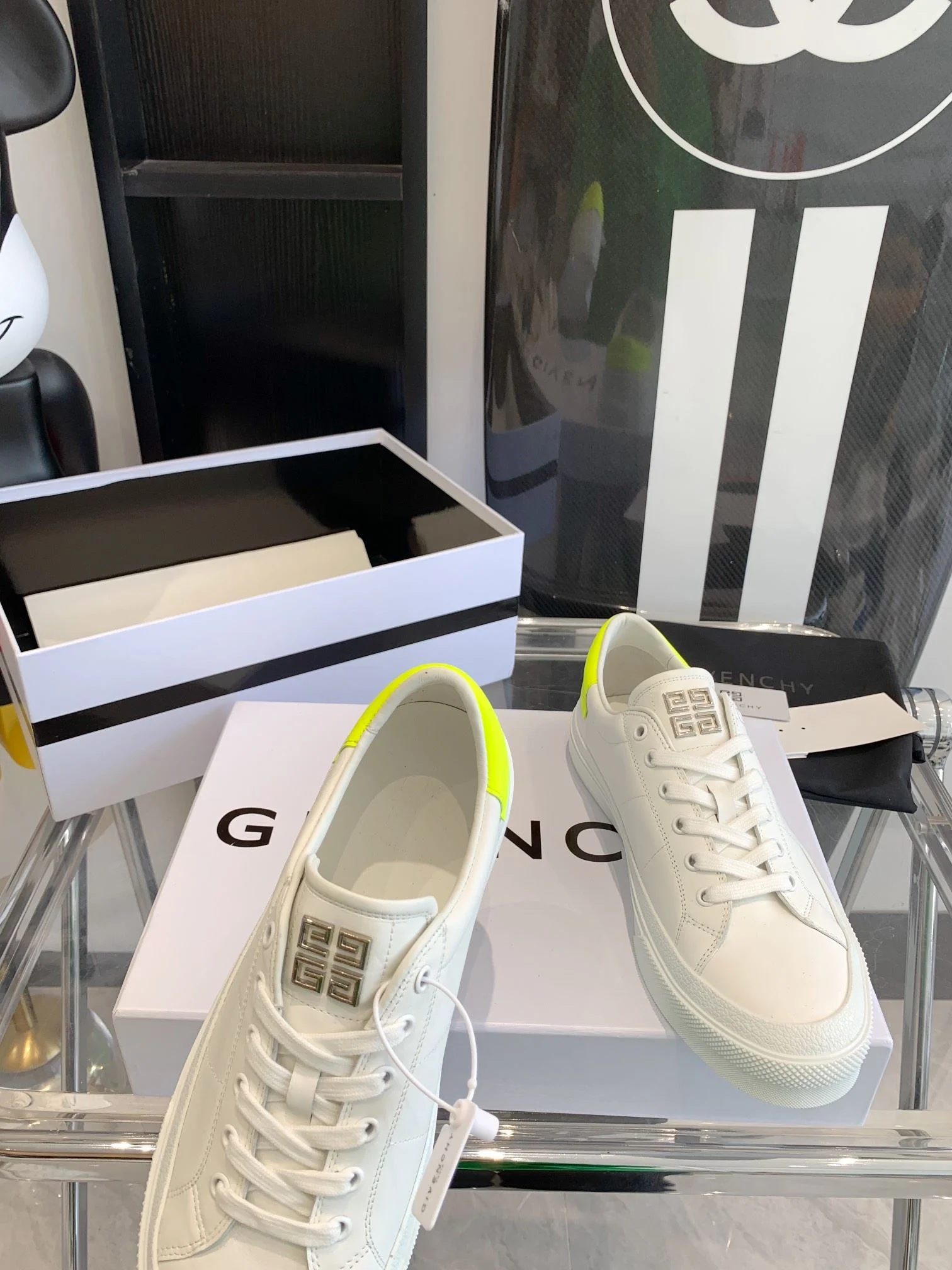 Exact replica Givenchy Shoes