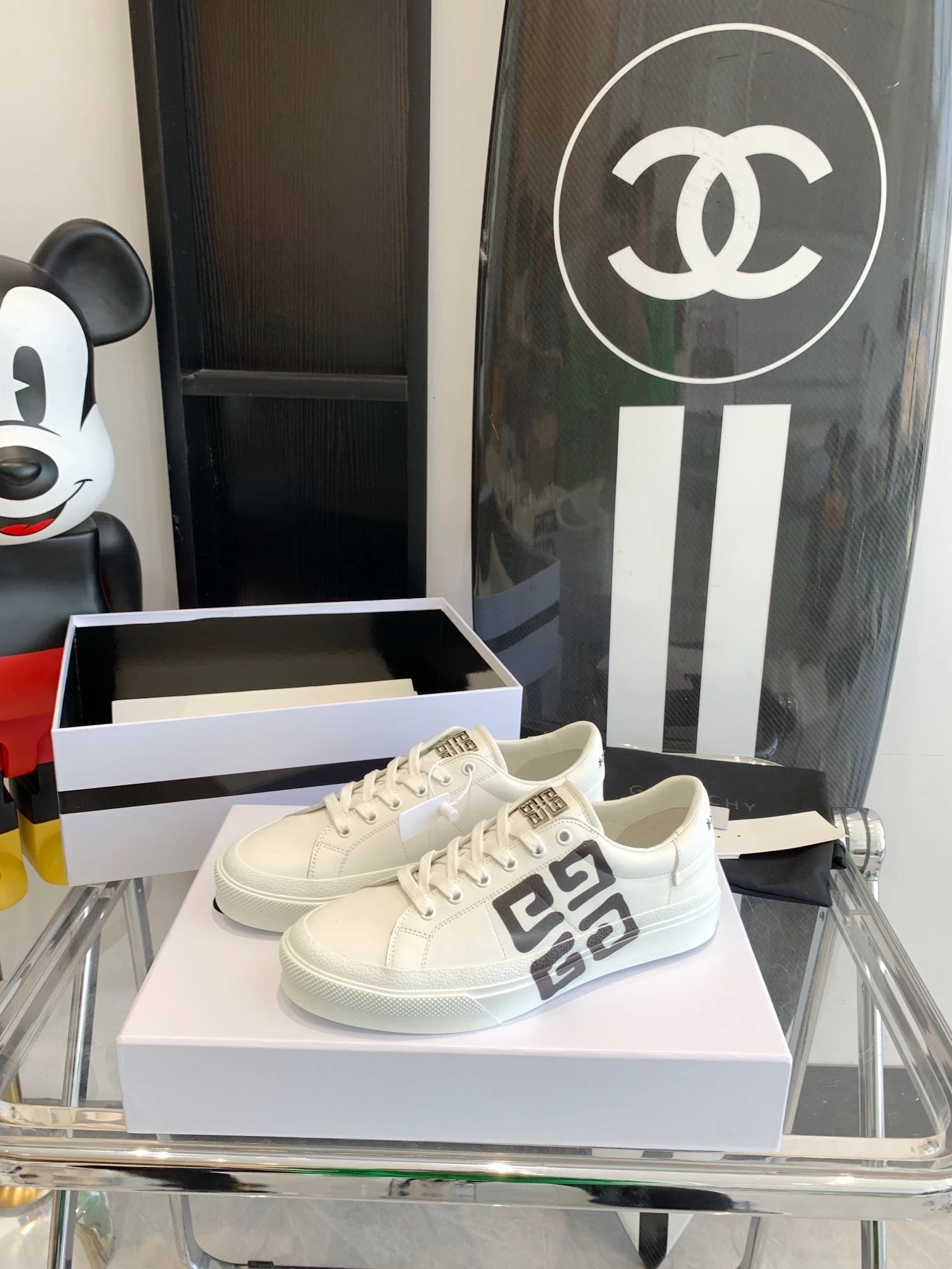 High accuracy Givenchy Shoes