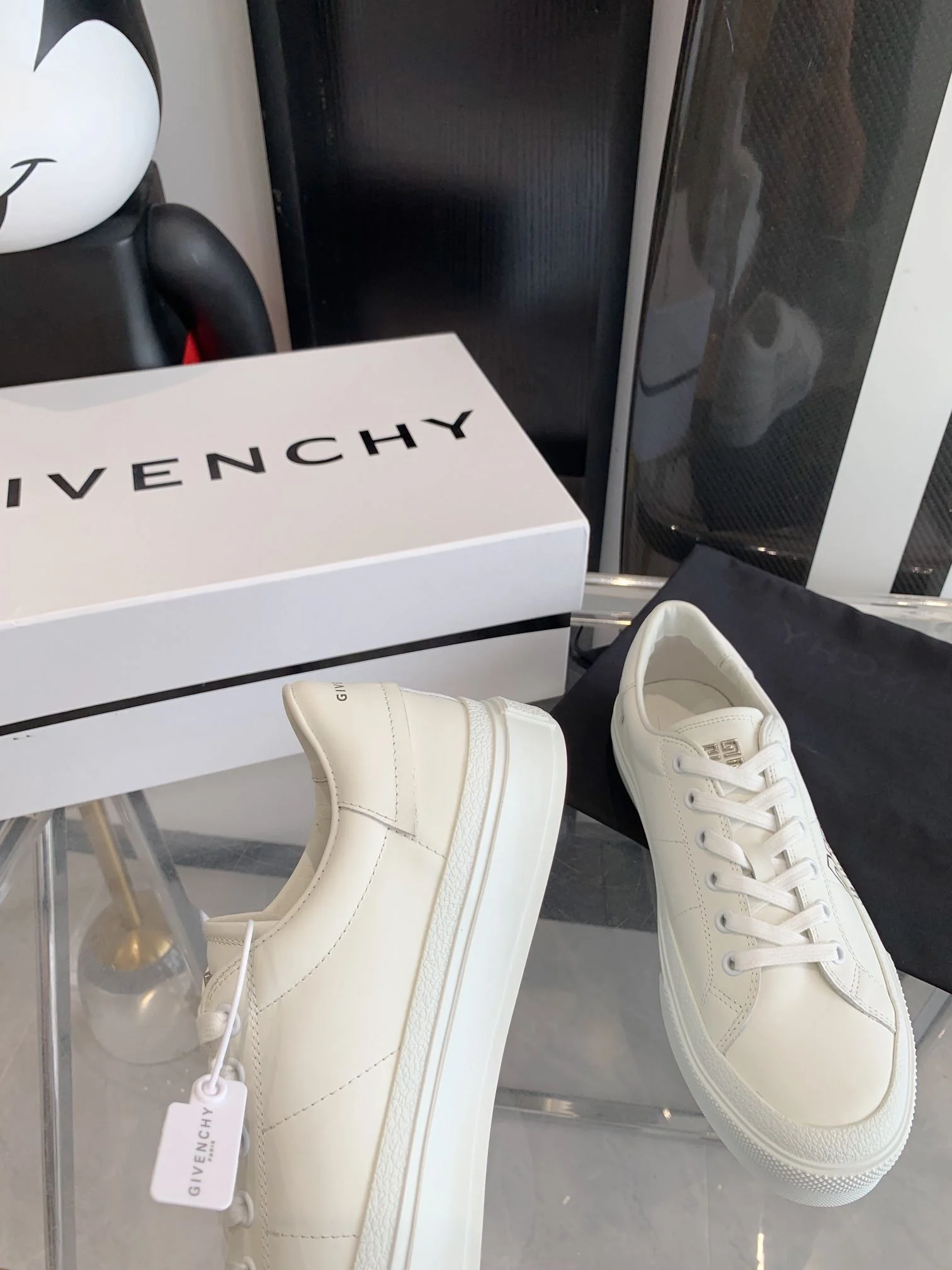 Factory-made Givenchy Shoes