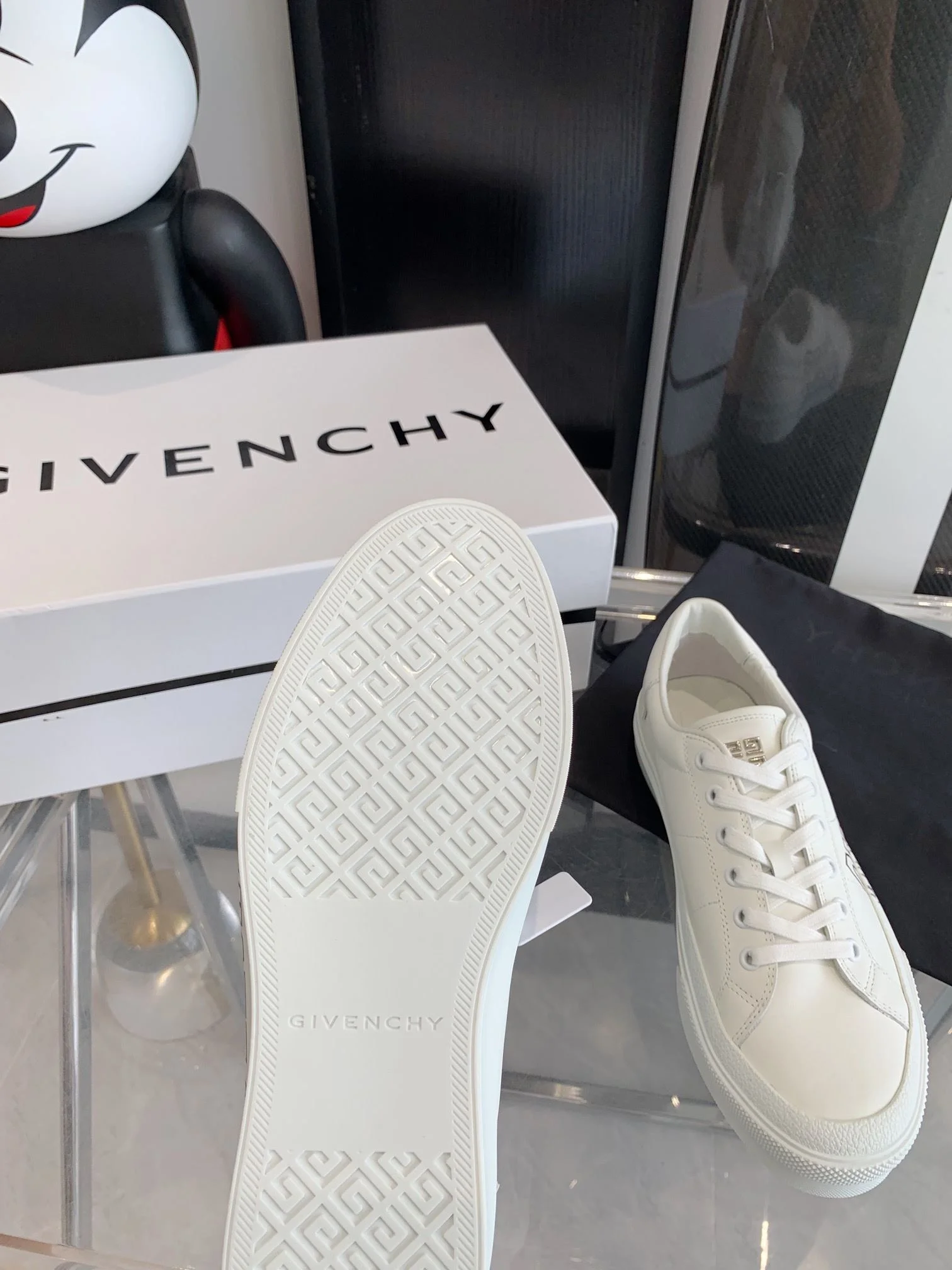 Factory-made Givenchy Shoes