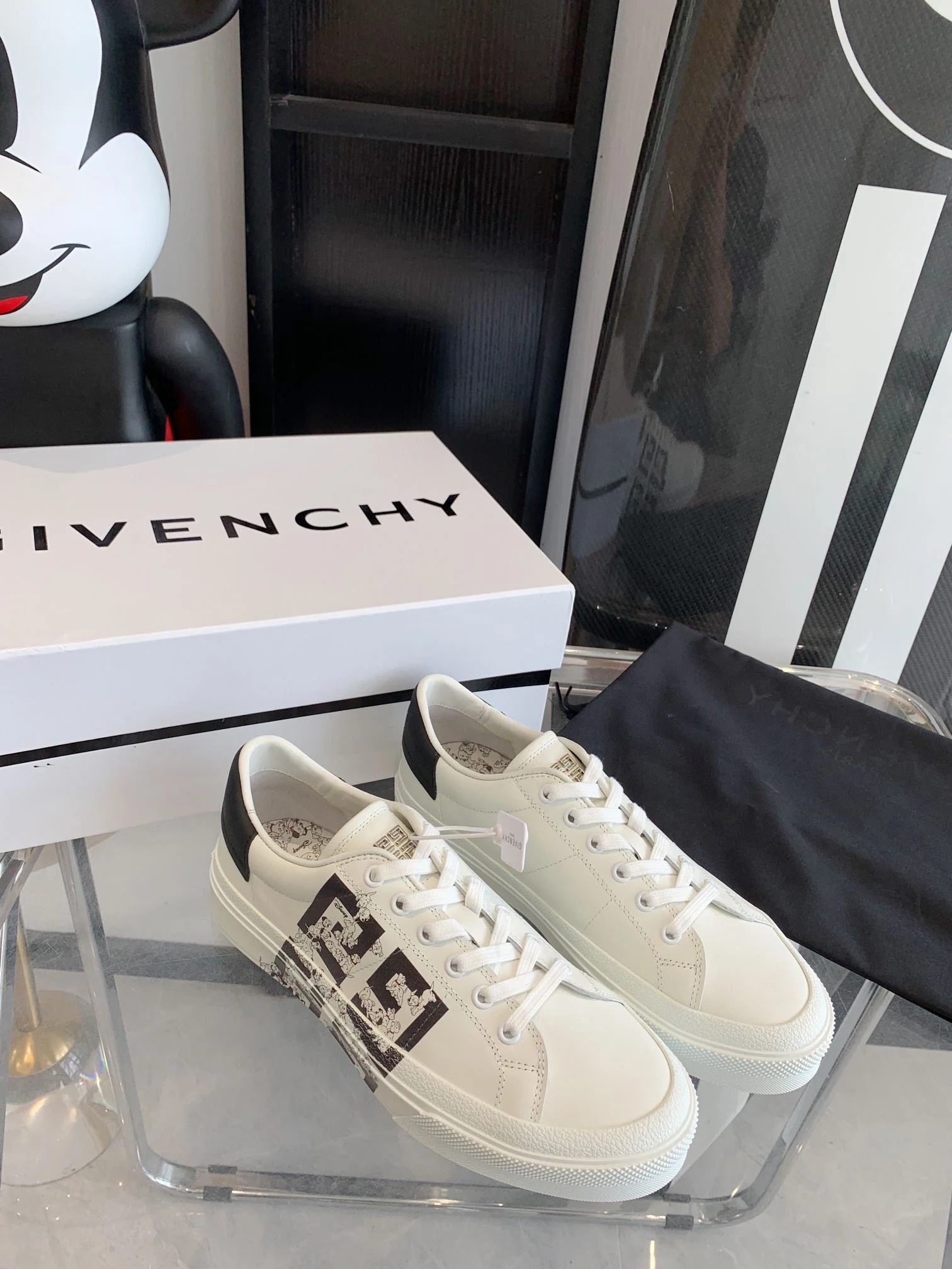 Mirror quality Givenchy Shoes