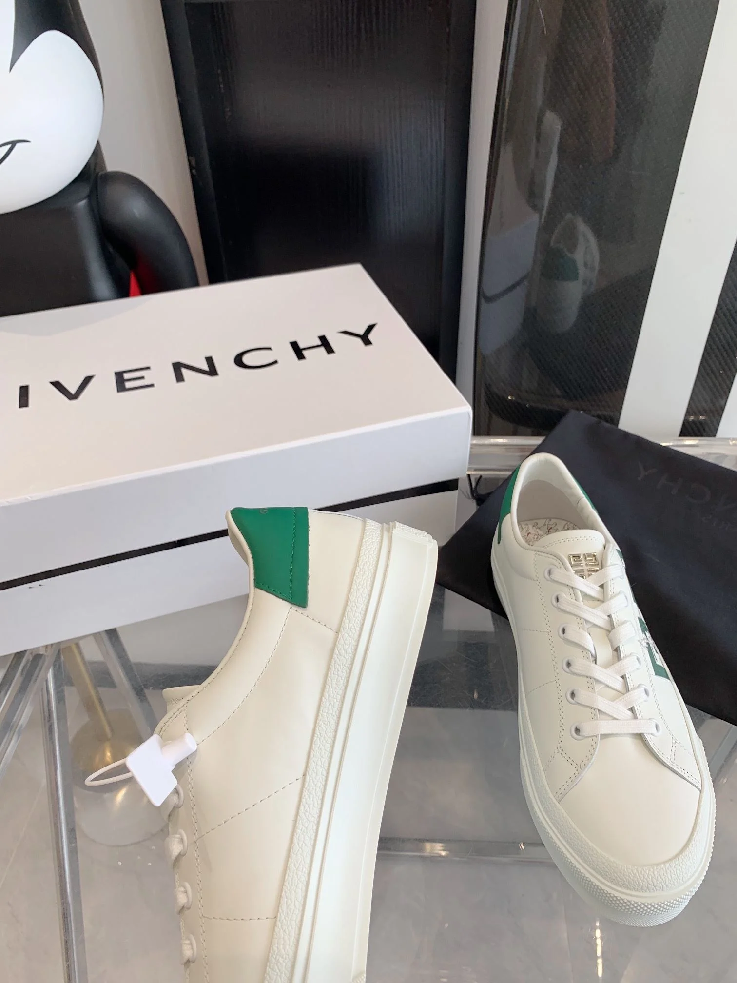 High fidelity Givenchy Shoes