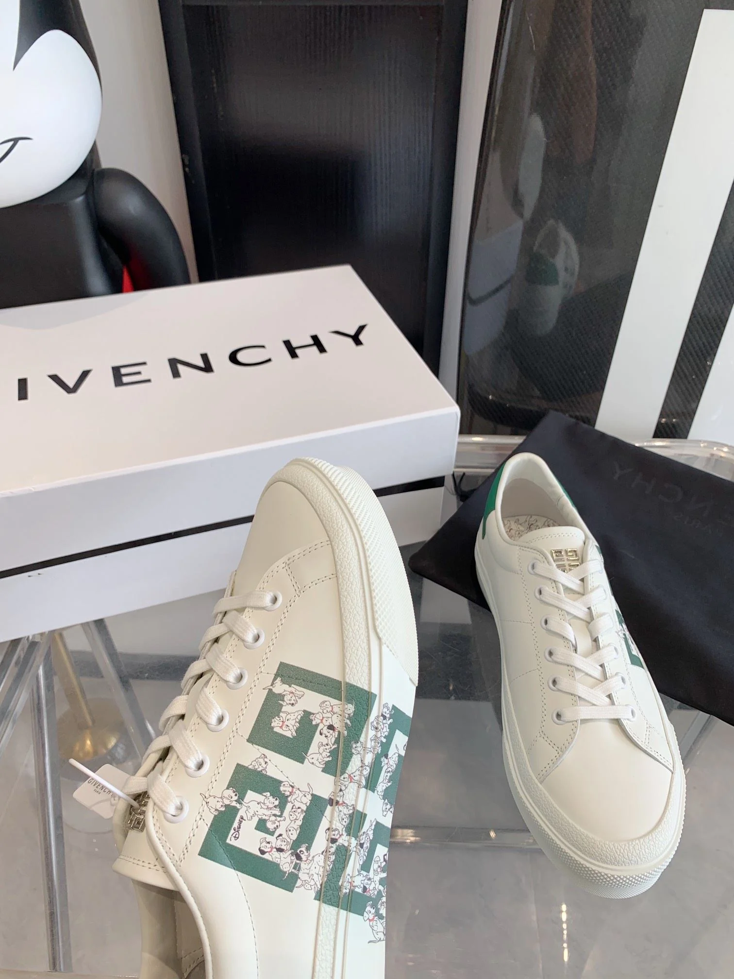 High fidelity Givenchy Shoes