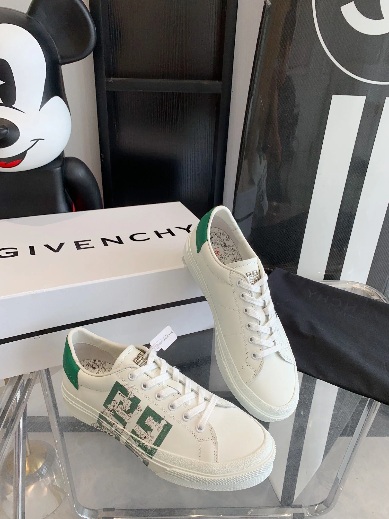 High fidelity Givenchy Shoes