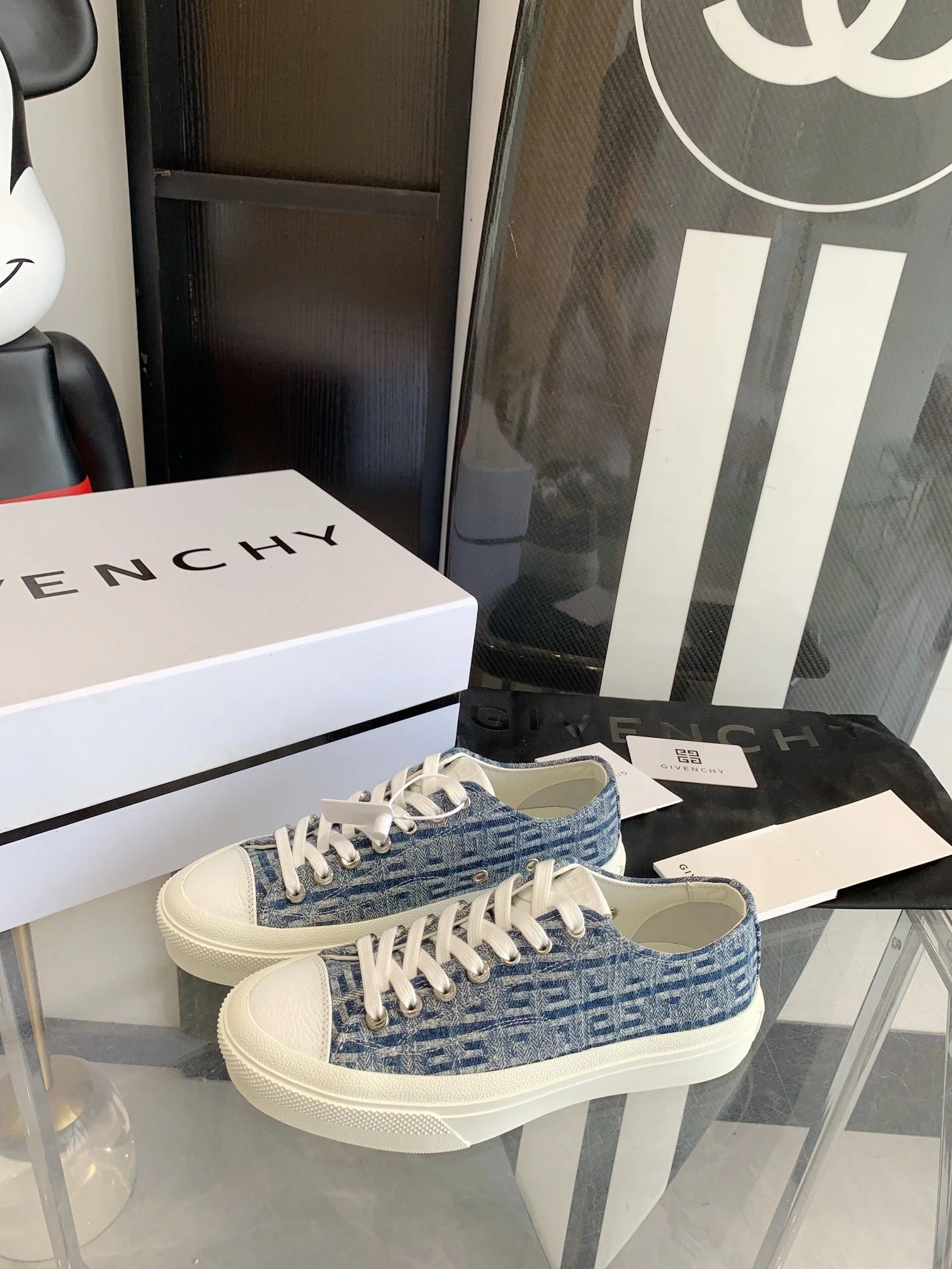 Inexpensive Givenchy Shoes