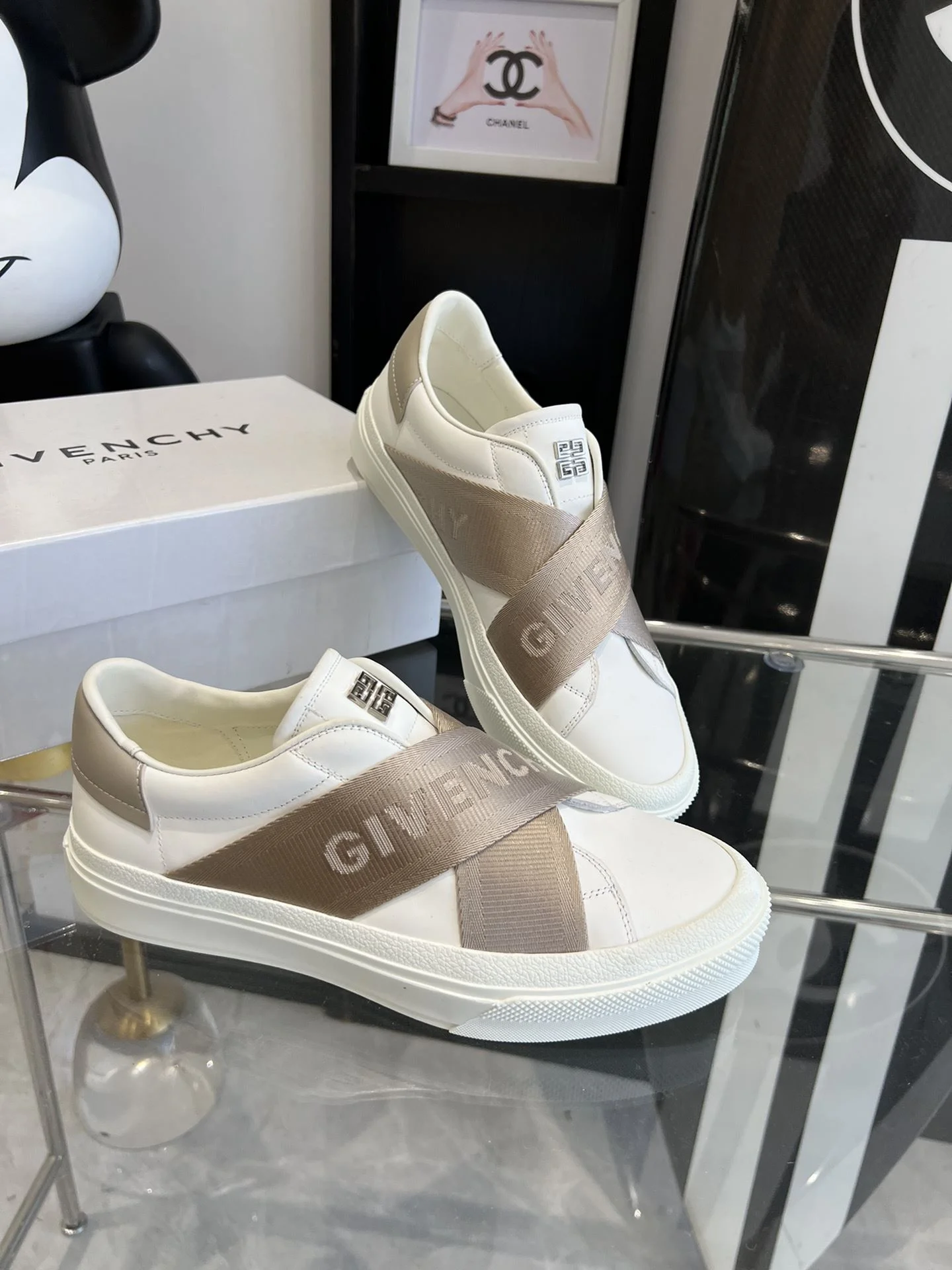 Inexpensive Givenchy Shoes