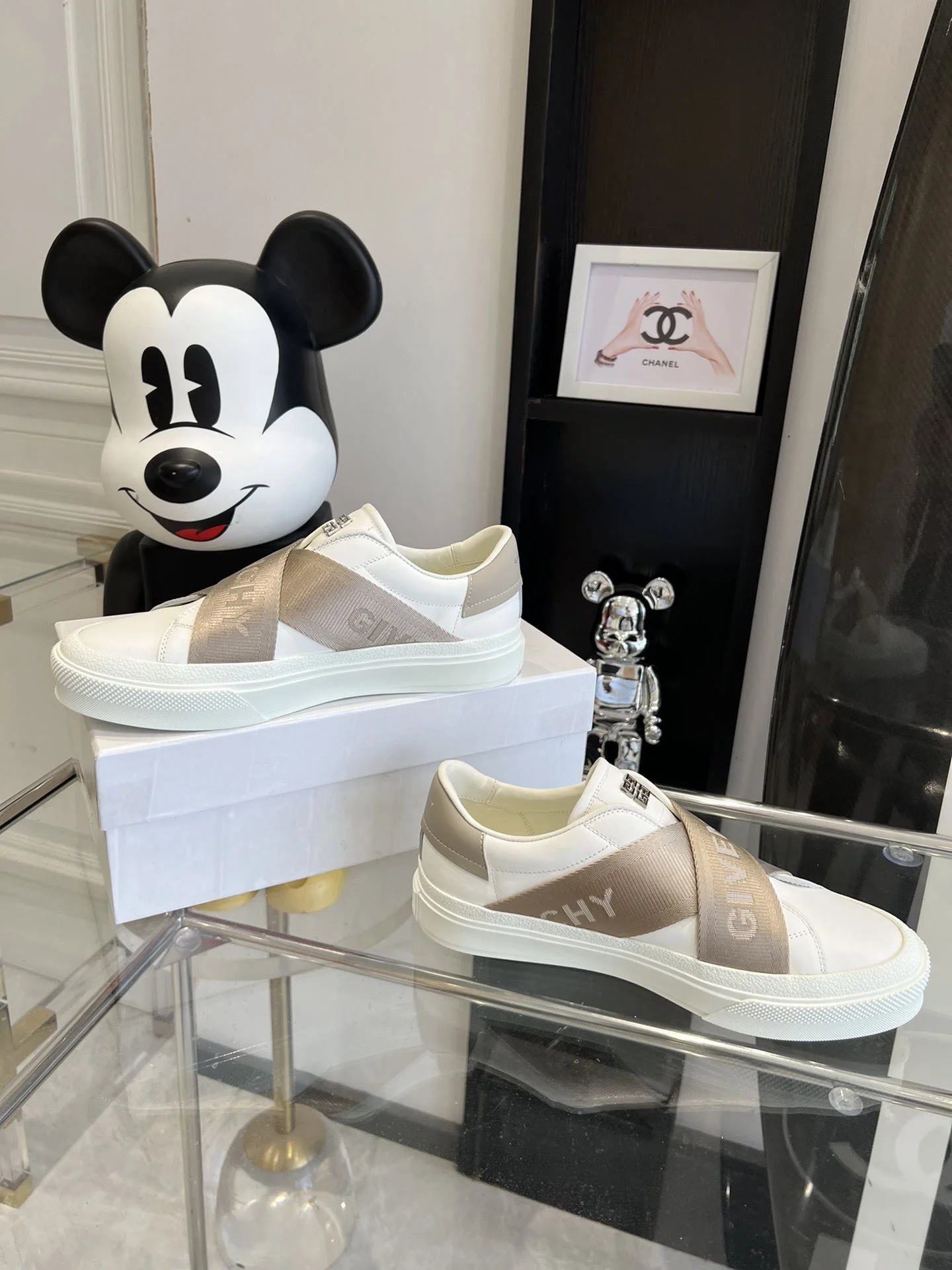 Inexpensive Givenchy Shoes