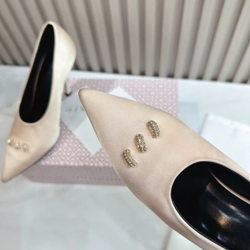 Discounted Givenchy Shoes