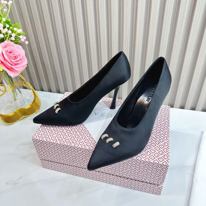 Top mirror Givenchy Shoes