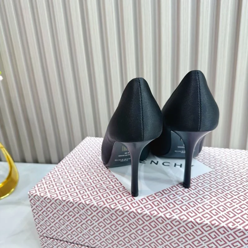 Top mirror Givenchy Shoes