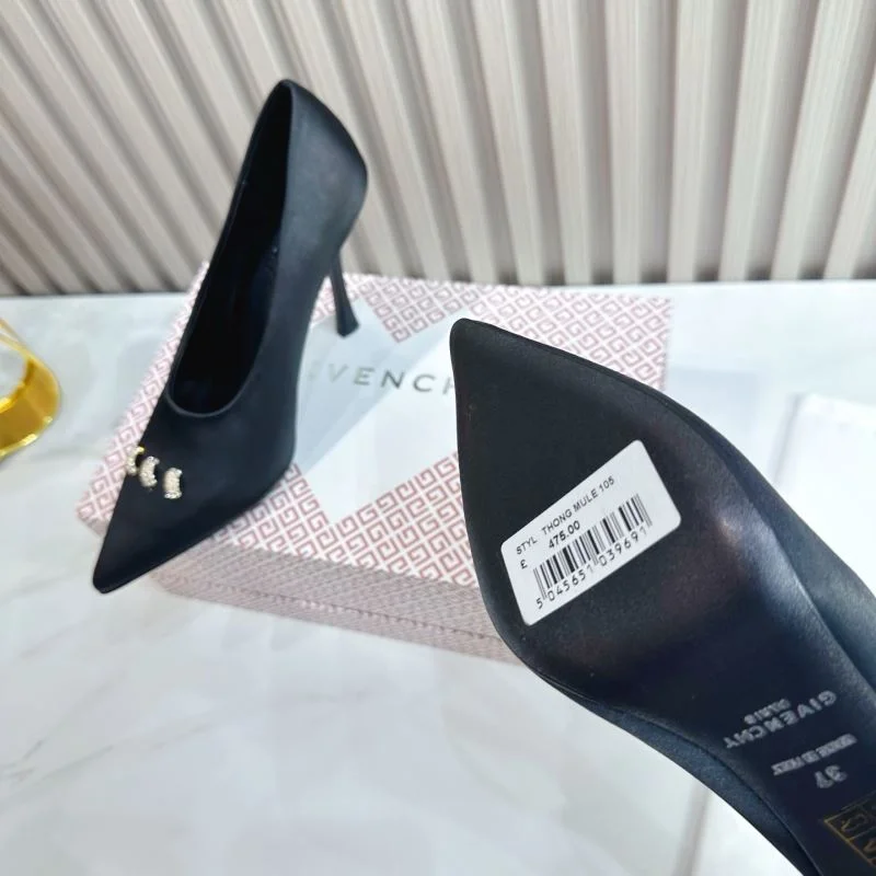 Top mirror Givenchy Shoes