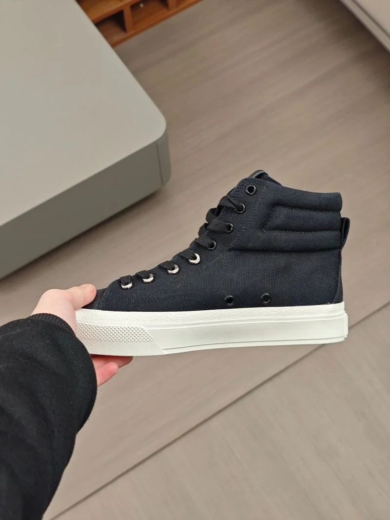 Top match Givenchy Shoes