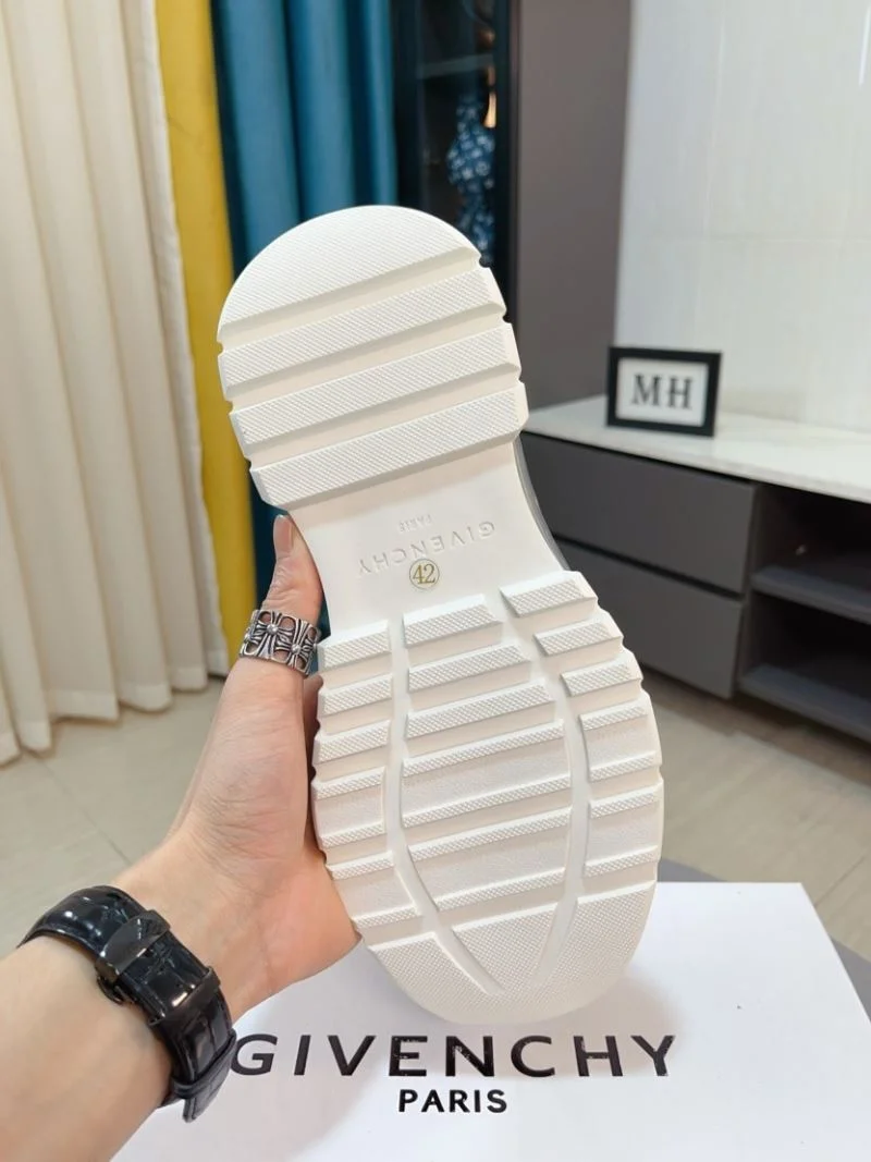 Bargain Givenchy Shoes