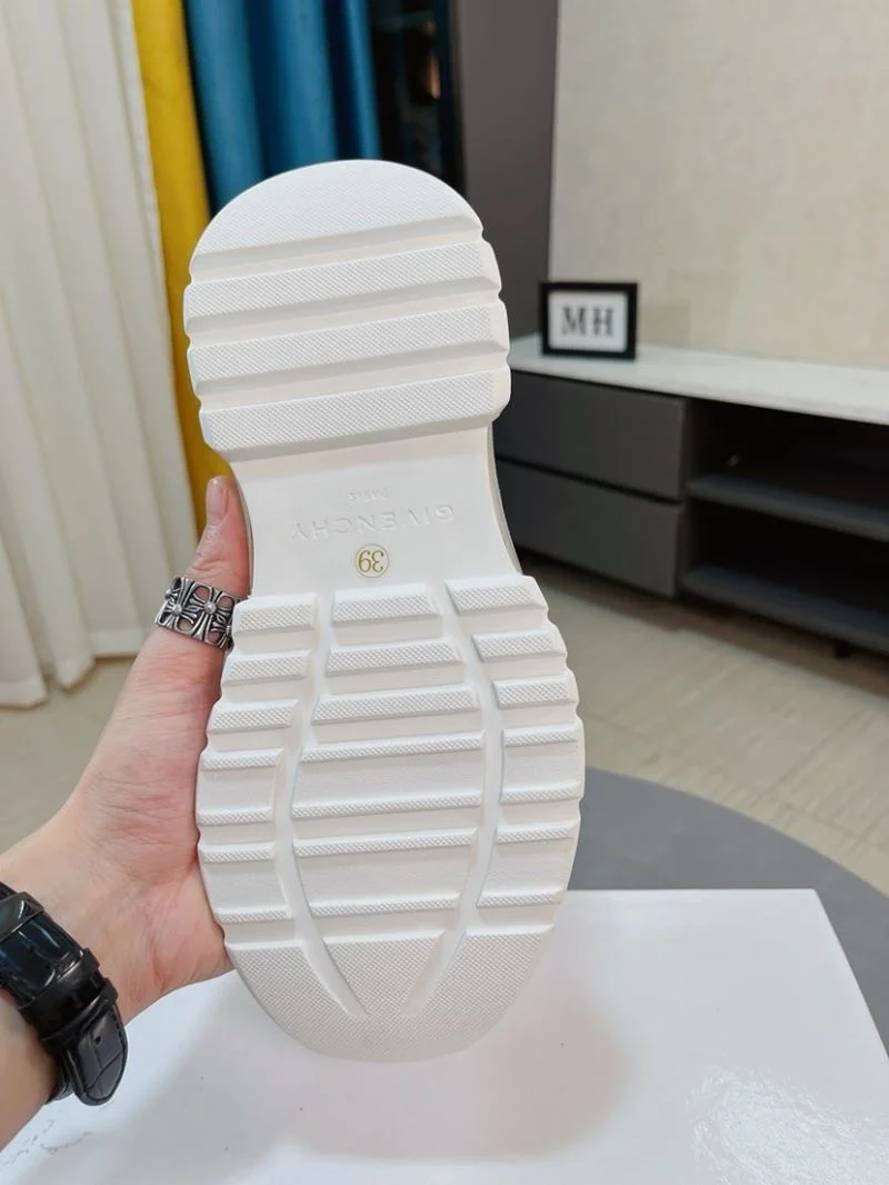 High accuracy Givenchy Shoes