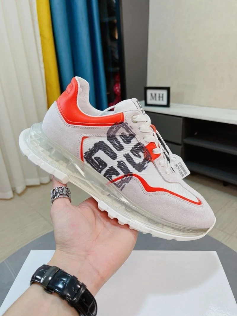 Accurate model Givenchy Shoes