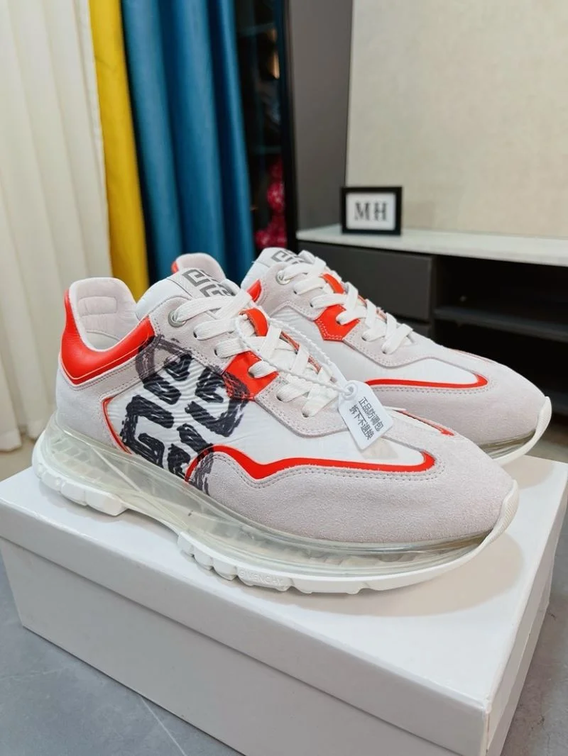Accurate model Givenchy Shoes