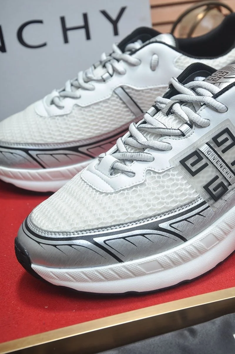 Top mirror Givenchy Shoes