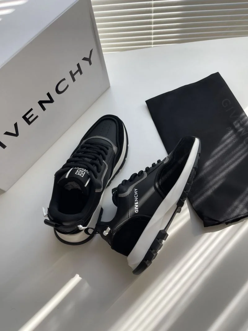 1:1 copy Givenchy Shoes