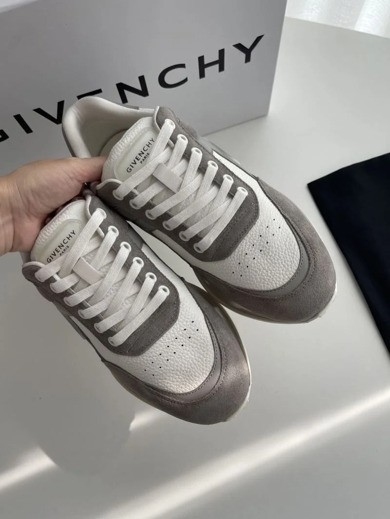 High accuracy Givenchy Shoes