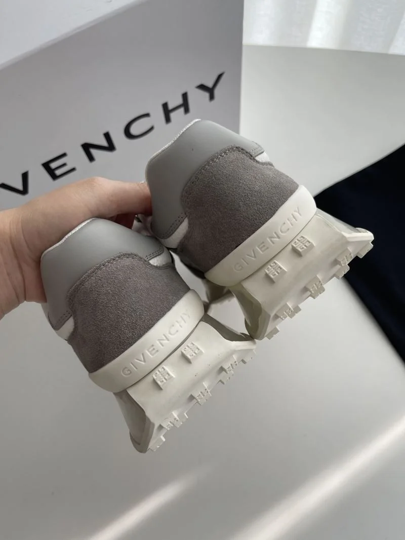 High accuracy Givenchy Shoes