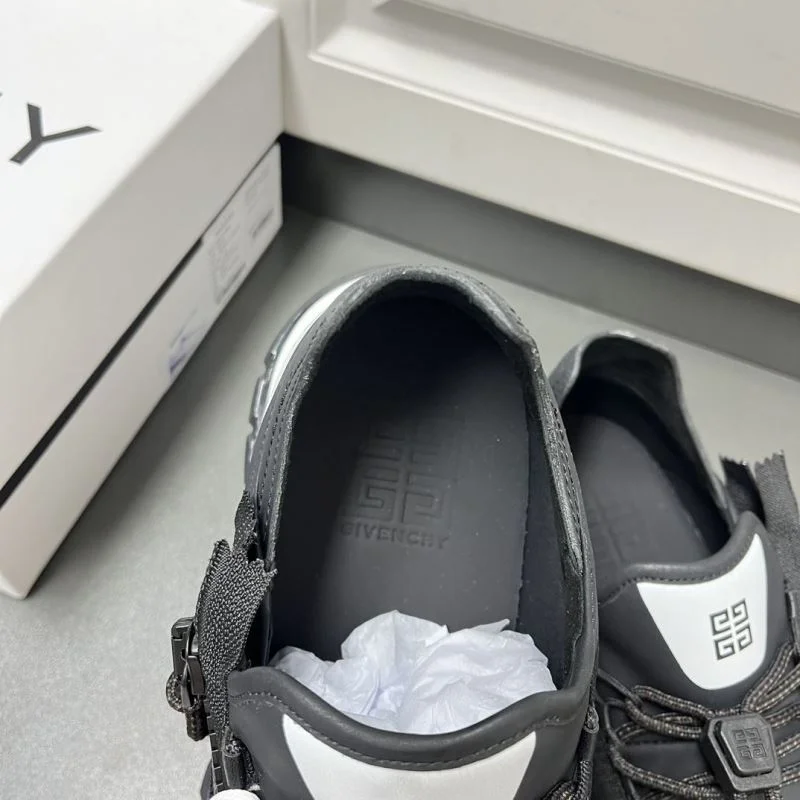 Factory-made Givenchy Shoes