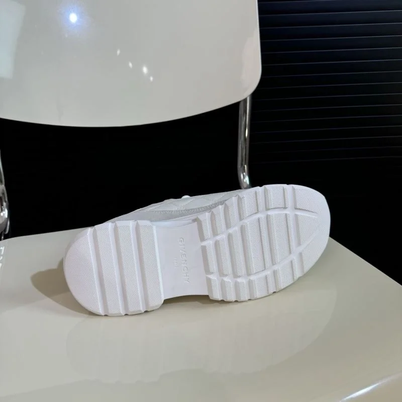 High accuracy Givenchy Shoes