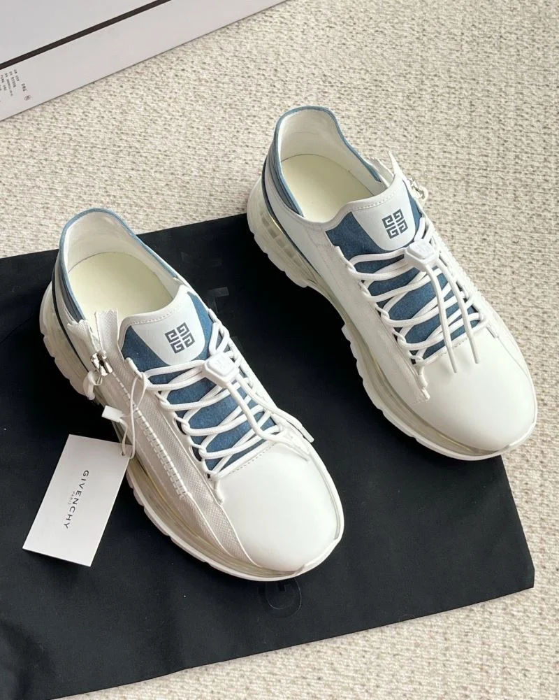 Top mirror Givenchy Shoes