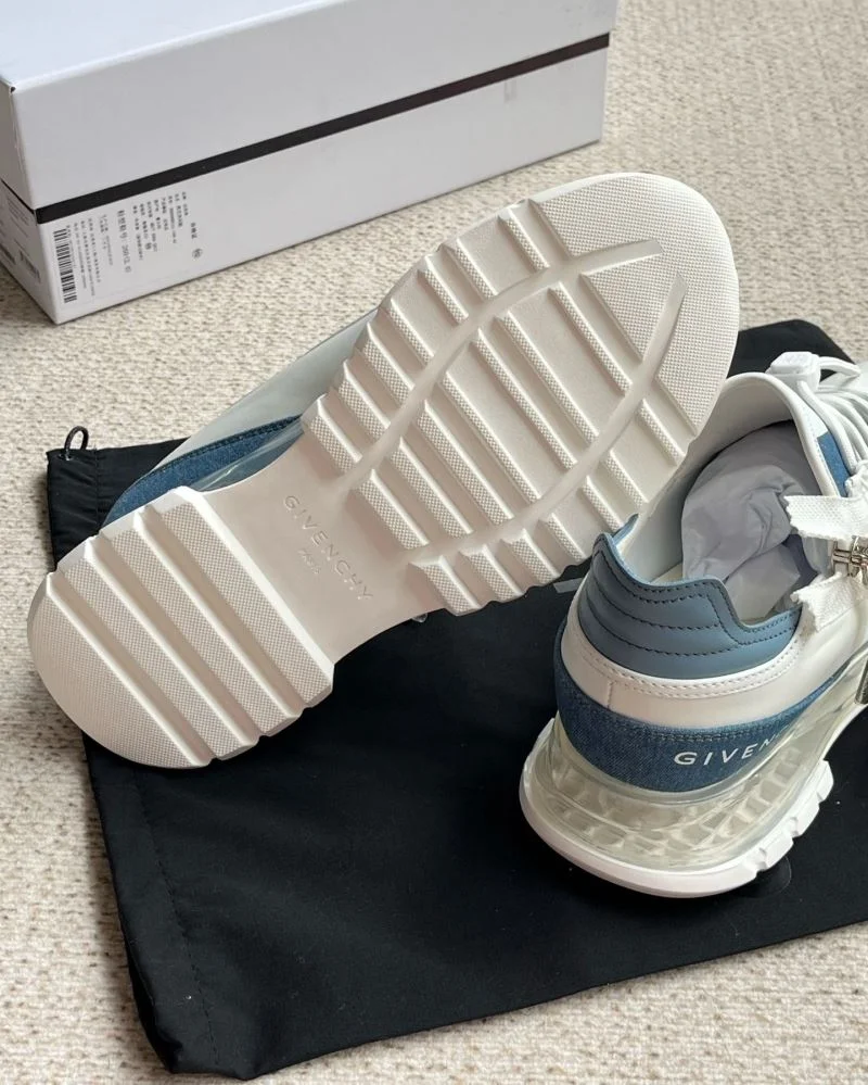 Top mirror Givenchy Shoes