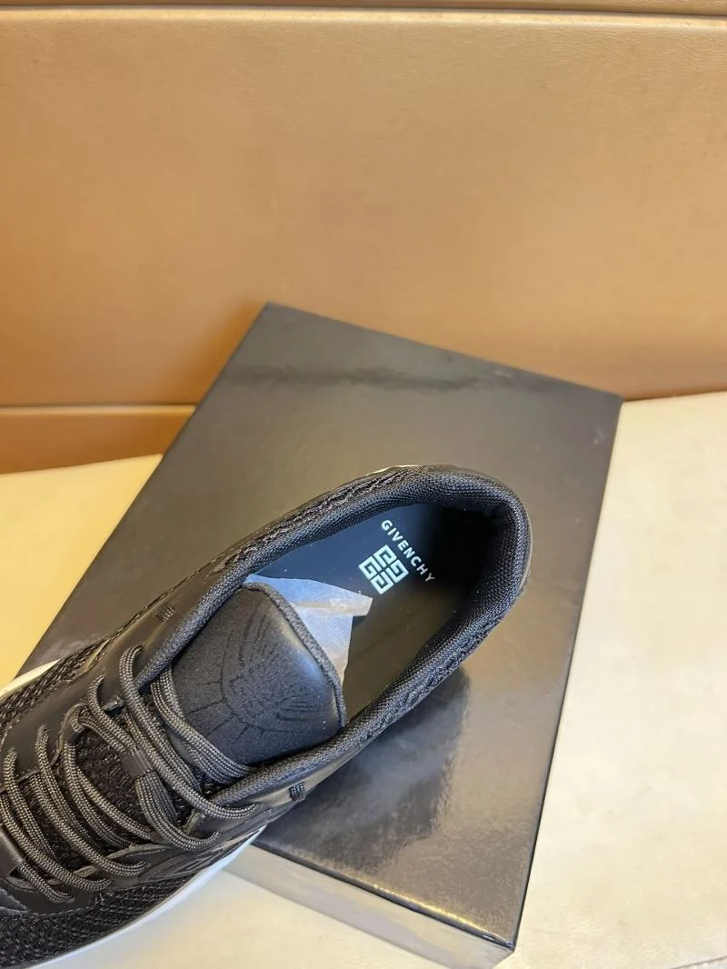 Bargain Givenchy Shoes
