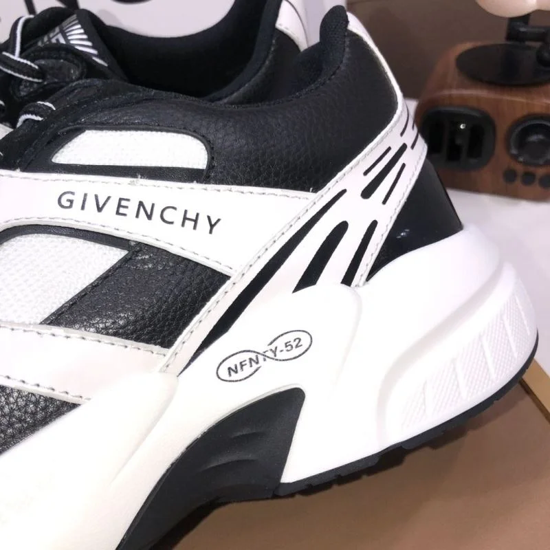 1:1 copy Givenchy Shoes