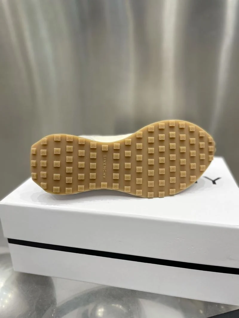 1:1 copy Givenchy Shoes