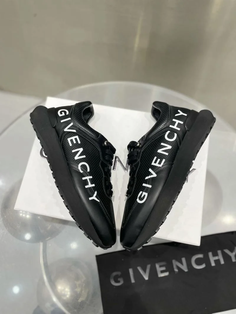 Precise copy Givenchy Shoes