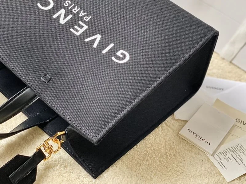 Reasonably priced Givenchy Shopping Bags