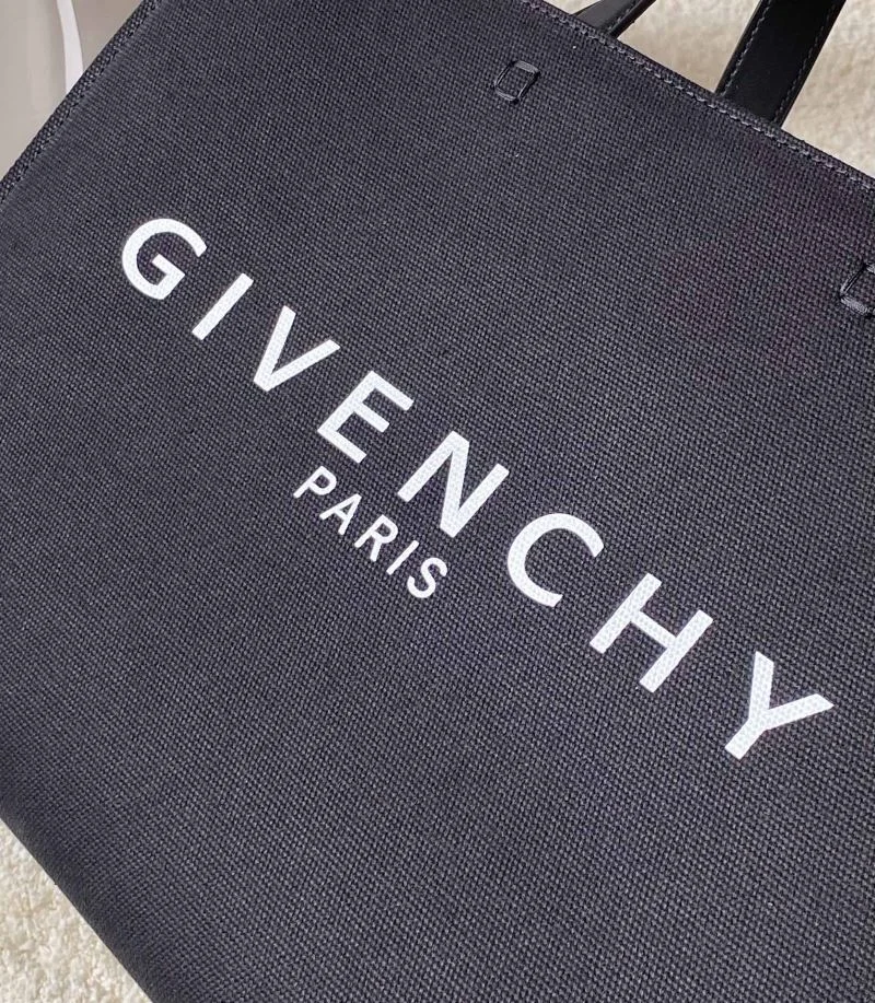 Reasonably priced Givenchy Shopping Bags