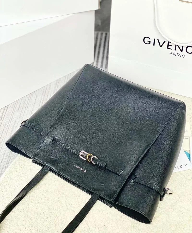 Discounted Givenchy Shopping Bags